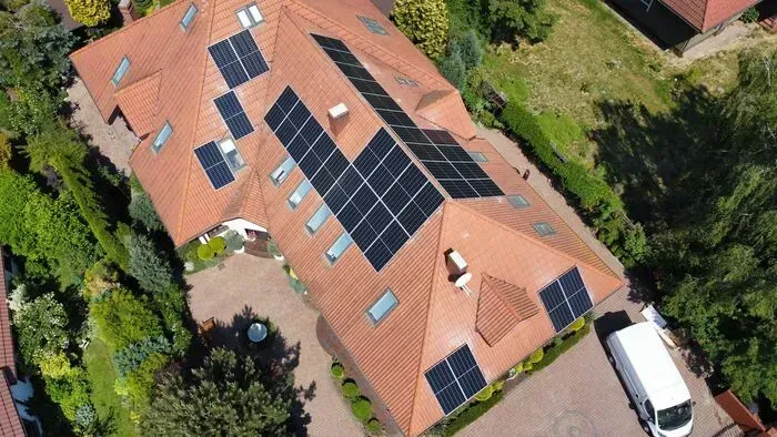 Solar cell optimisers: what are they and how do they work